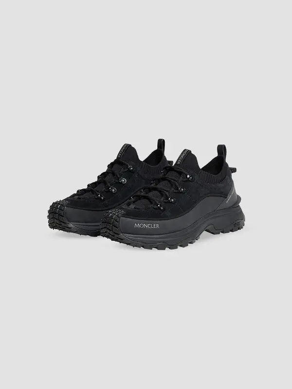 Moncler Trailgrip Sneakers In Nubuck & Suede - Black