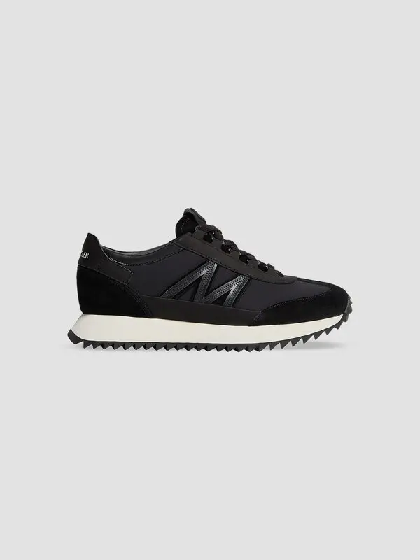 Moncler Sneakers In Suede And Nubuck - Black