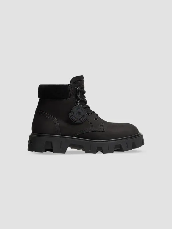 Moncler Peak City Boots In Nubuck & Suede - Black