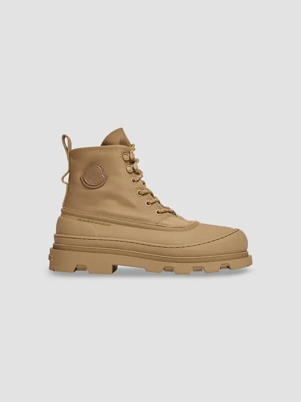 Moncler Vera Sheal Boots - Beige