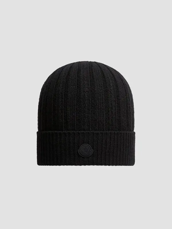 Moncler Beanie In Wool - Black