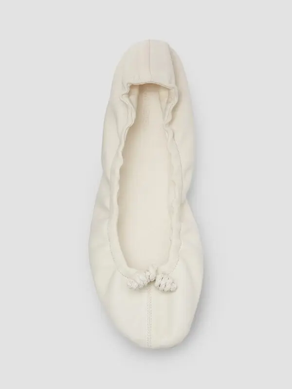 Bottega Veneta Fantasmina Leather Ballet Flats - Alabaster