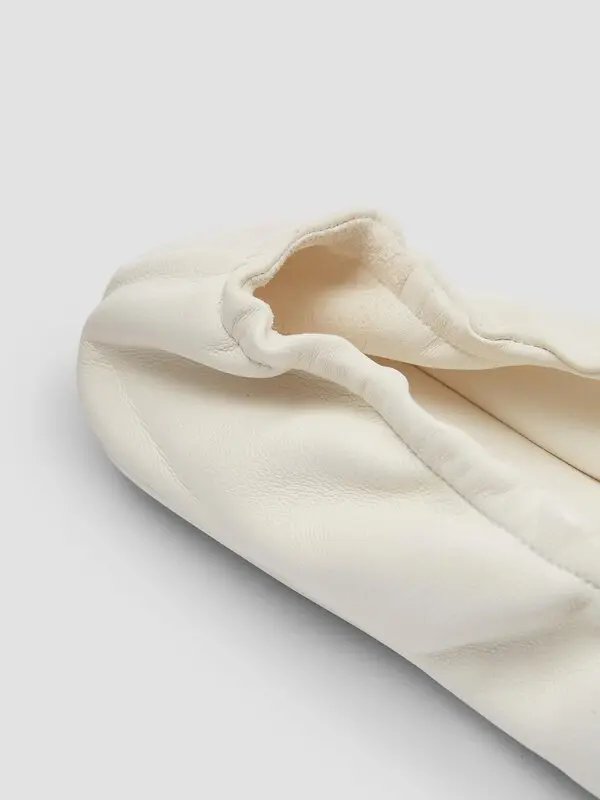 Bottega Veneta Fantasmina Leather Ballet Flats - Alabaster