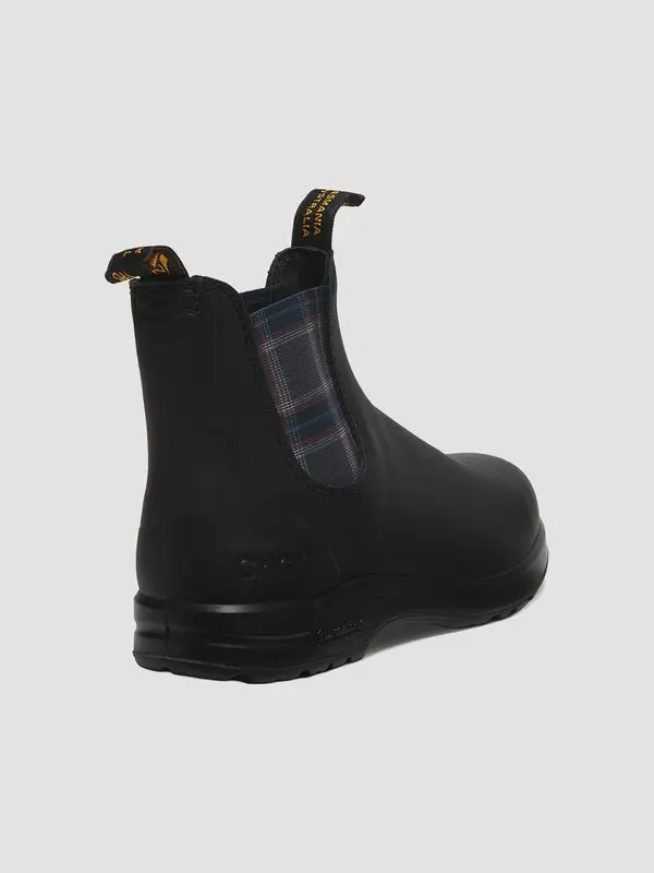 Comme Des Garçons X Blundstone Leather Chelsea Boots
