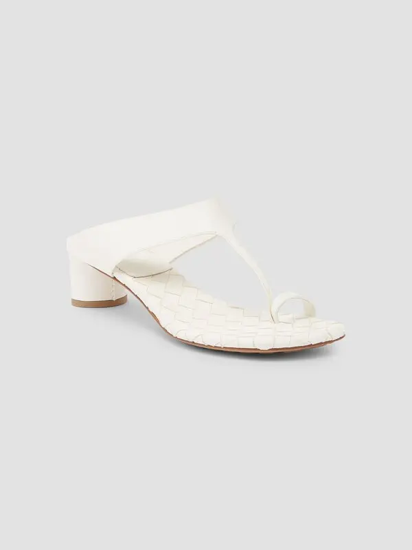 Bottega Veneta Livia 40mm Leather Sandals - Alabaster