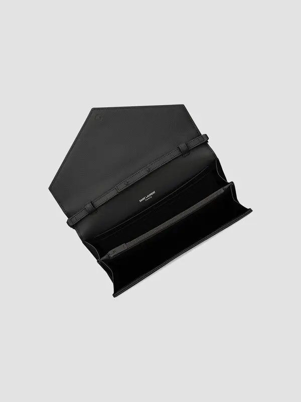 Saint Laurent Cassandre Matelassé Wallet-on-chain