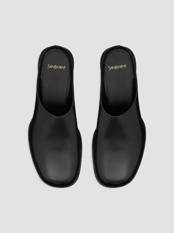 Saint Laurent Angus Mules In Smooth Leather