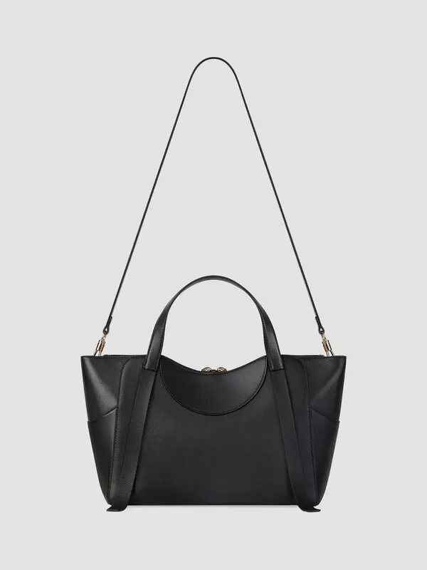 Givenchy The Snatch Medium Shoulder Bag In Grained Leather