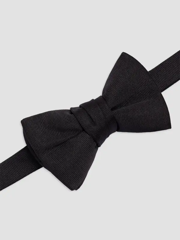 Givenchy Bow Tie In Silk Jacquard