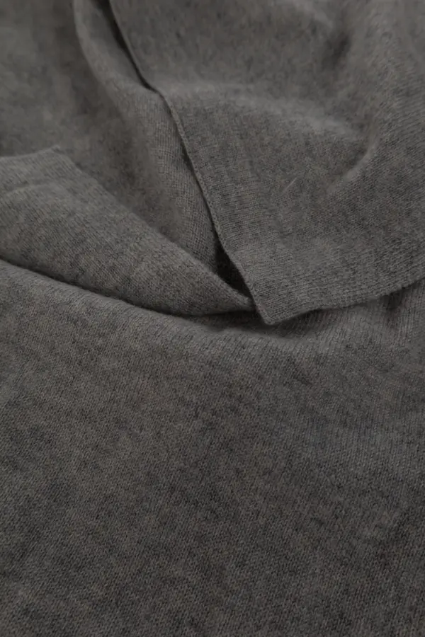 LISA YANG Scarf "viktor