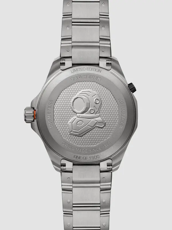 Tag Heuer Aquaracer Titanium Bracelet Watch/42mm