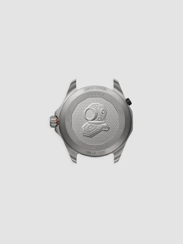 Tag Heuer Aquaracer Titanium Bracelet Watch/42mm