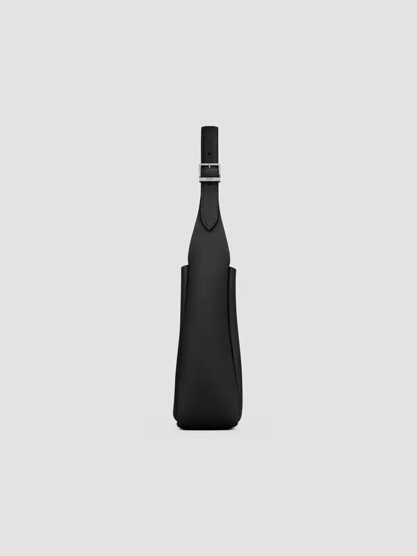 Saint Laurent Le 5 Ã 7 Supple Shoulder Bag In Grained Leather - Black