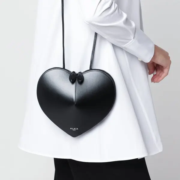Alaïa Le Coeur Bag In Leather