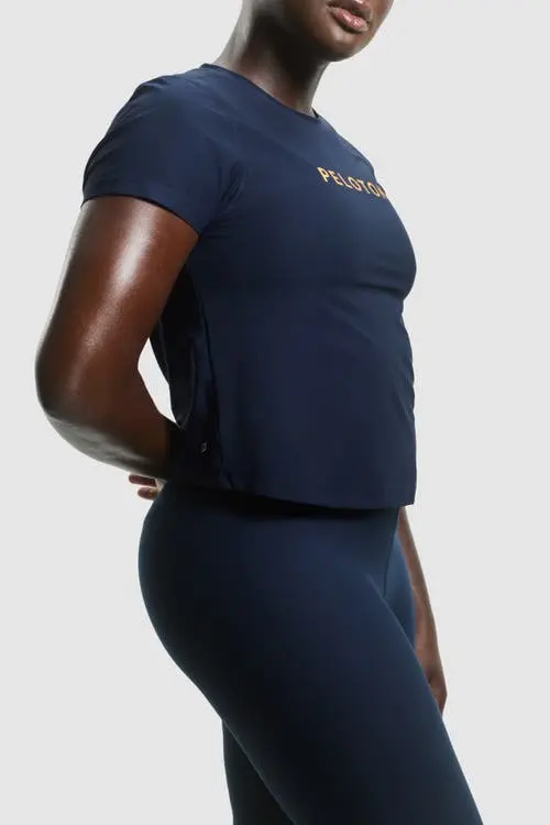 PELOTON Essential Everyday Short Sleeve - Deep Navy