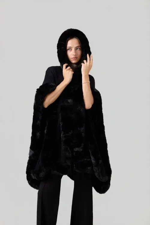 LE FAFO Hodded Faux Fur Long Cape
