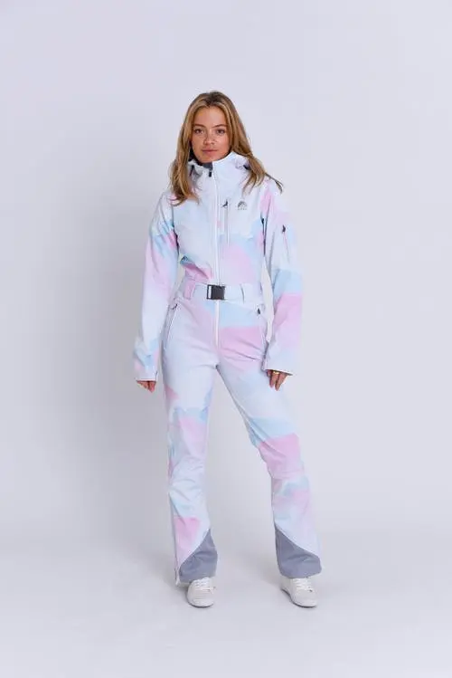 OOSC Chic Ski Suit