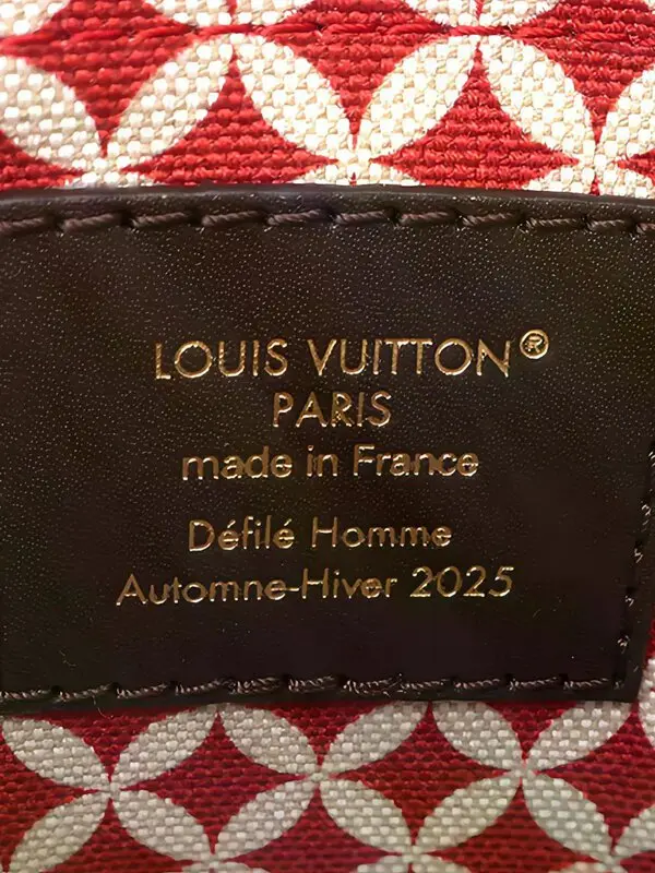 LOUIS VUITTON 2025 Damier Ebene Friendship Amazone Crossbody Bag