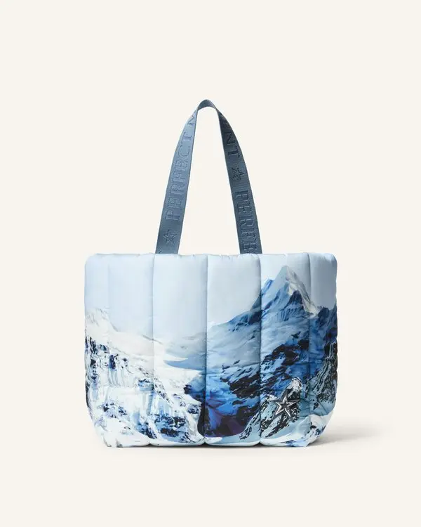 PERFECT MOMENT The Perfect Tote Bag - Landscape