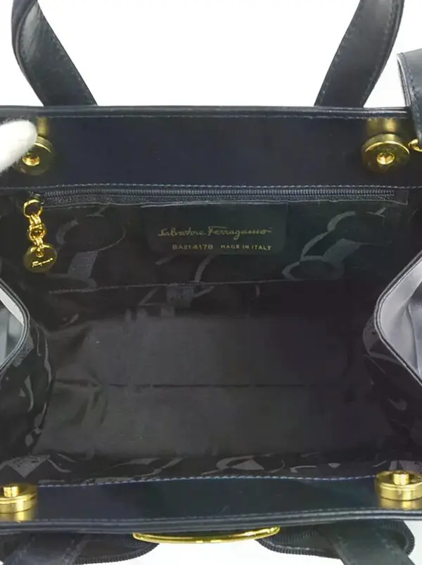 FERRAGAMO 2000-2026 Leather Vara Bow Satchel