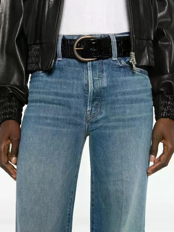 MOTHER The Tomcat Roller Sneak Jeans