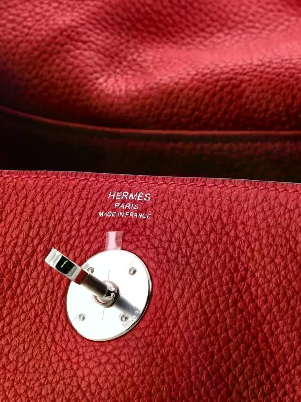 Hermès Lindy Bag Clemence 26 Shoulder Bag - Red