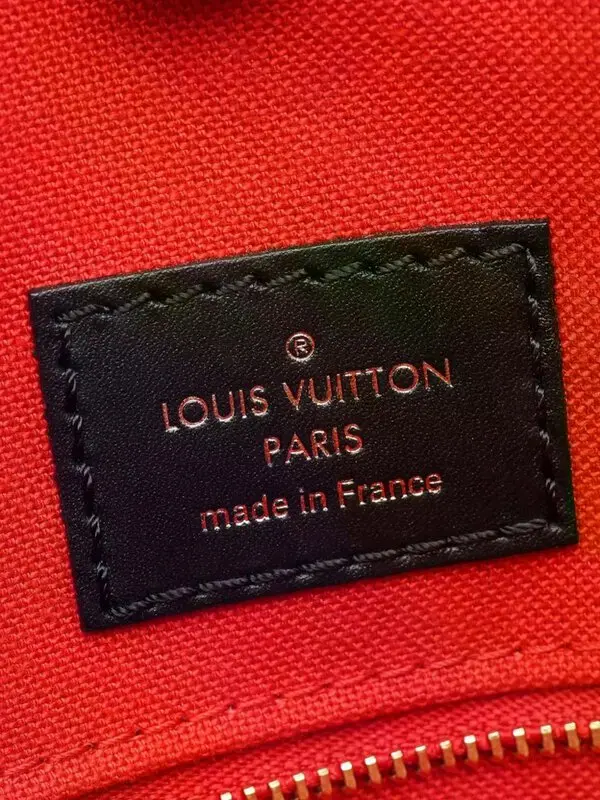 LOUIS VUITTON 2010-2026 Monogram Reverse Giant Onthego Gm Satchel