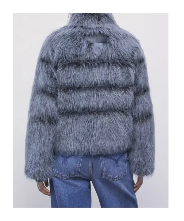 Patrizia Pepe Cropped Puffy Jacket