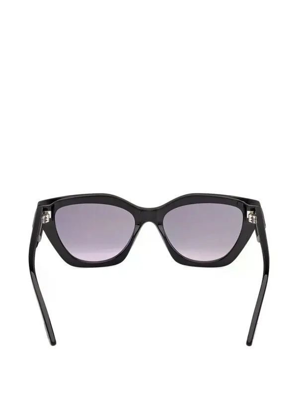 TOM FORD Cat-eye Frame Sunglasses