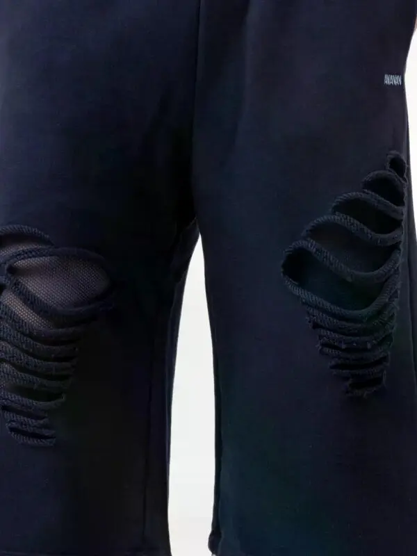 AVAVAV Logo-detail Shorts