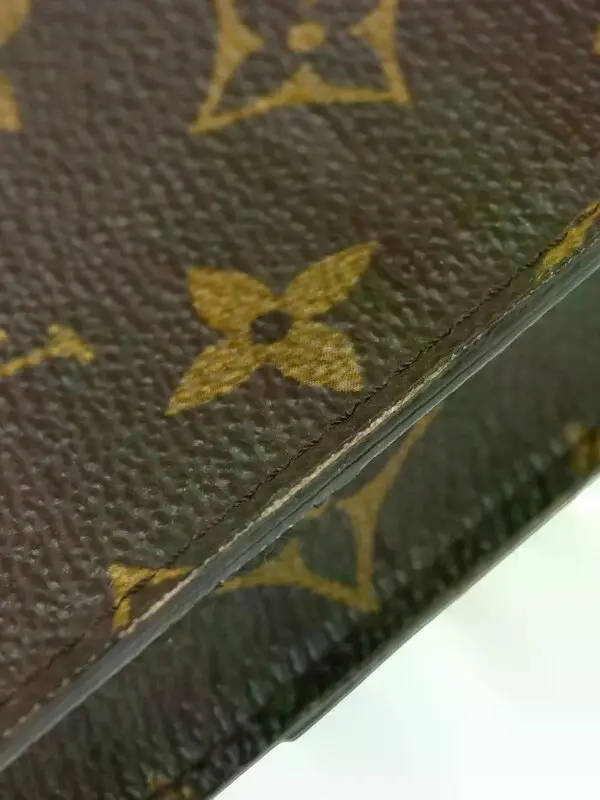 LOUIS VUITTON Small Monogram Etui Cigarette Case