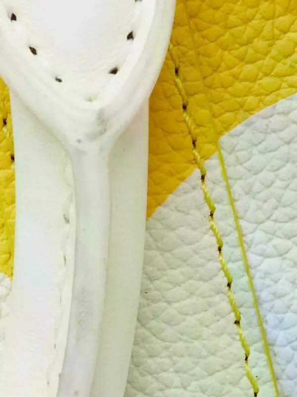 LOUIS VUITTON X Virgil Abloh 2021 Keepall Bandoulière Travel Bag