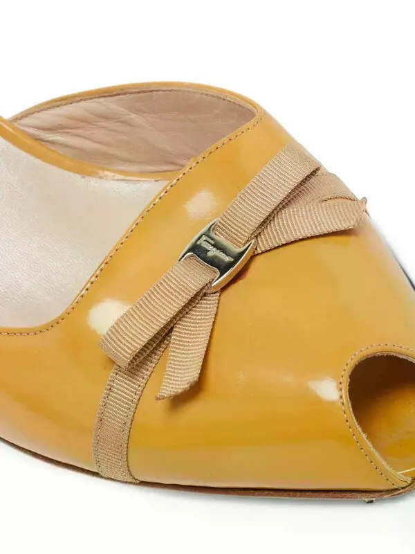 FERRAGAMO Vara Bow Peep-toe Mules