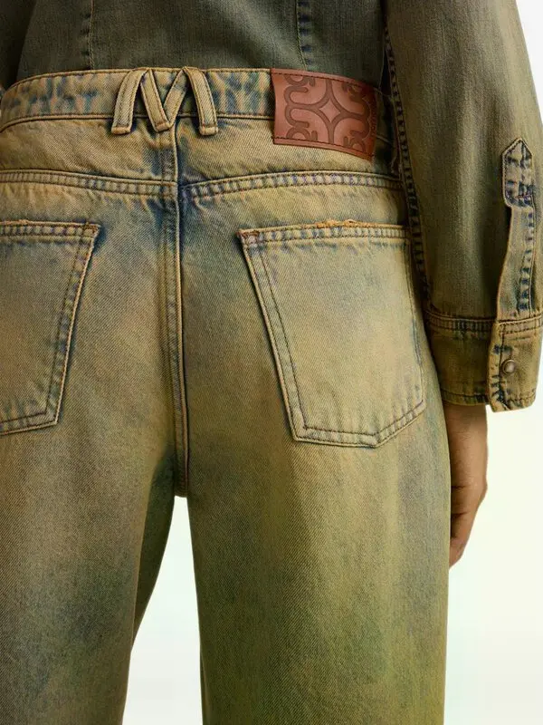 Momoni Ivo Dirty-wash Jeans