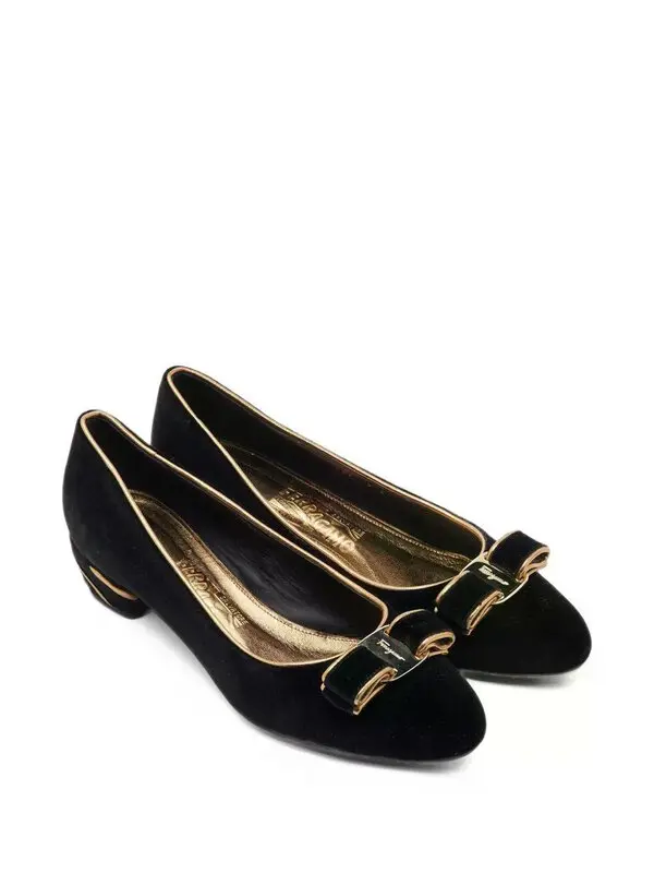 FERRAGAMO Carla Vara Bow Pumps