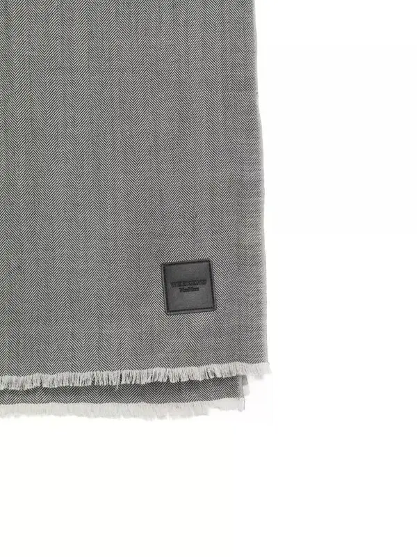 Max Mara Wkaquantum Herringbone-weave Frayed Scarf