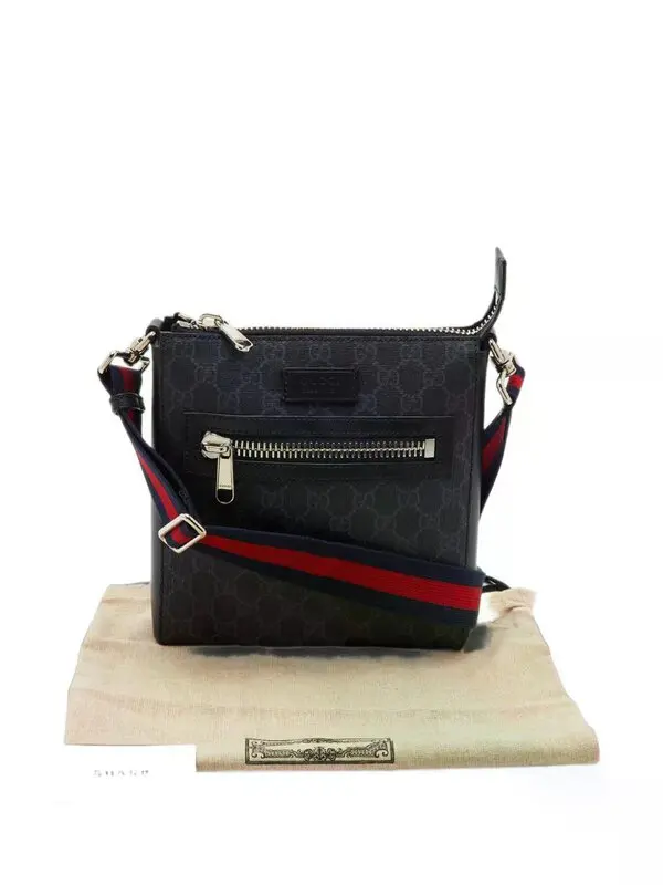 Gucci Small Gg Supreme Messenger Bag