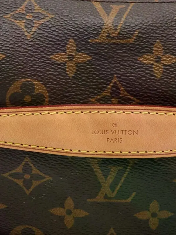LOUIS VUITTON 2018 Monogram Belt Bag