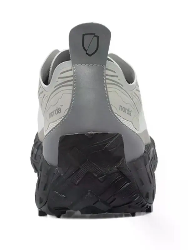 NORDA 001a Logo-print Low-top Sneakers
