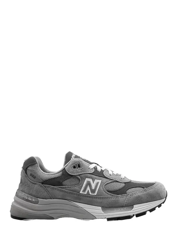 NEW BALANCE 992 Sneakers - Grey