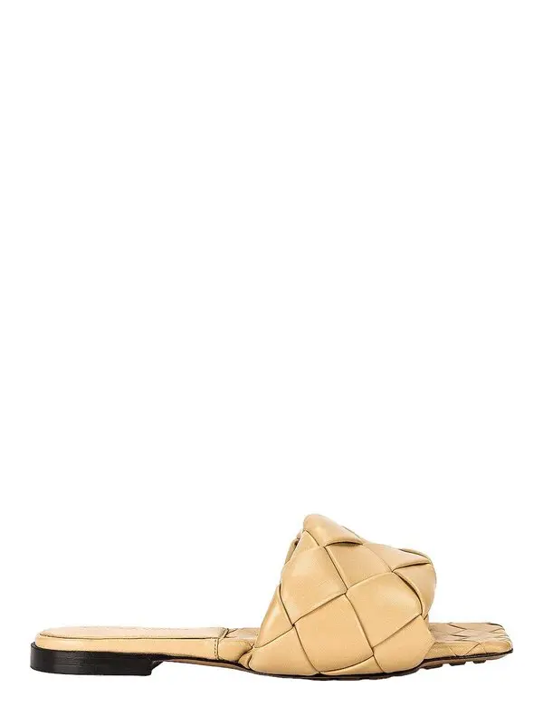 Bottega Veneta The Lido Sandals - Cane Sugar