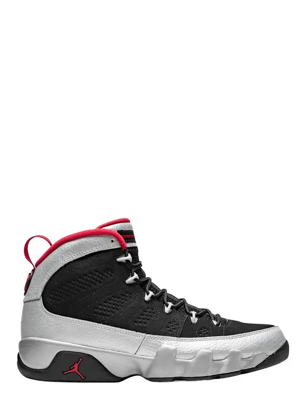 JORDAN Retro Johnny Kilroy Sneakers - Black