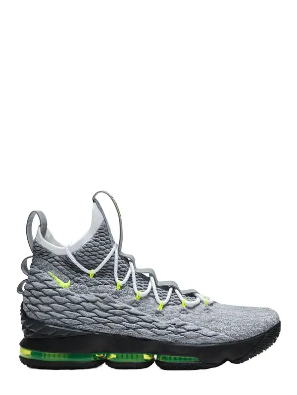 Nike Lebron 15 Ksa Sneakers - Grey