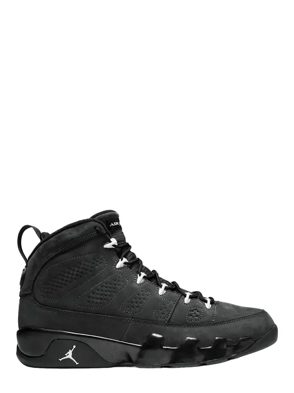 JORDAN Air Retro Anthracite Sneakers - Black