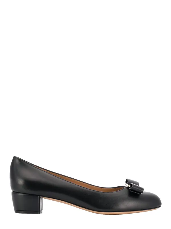 FERRAGAMO Vara Bow Pumps - Black