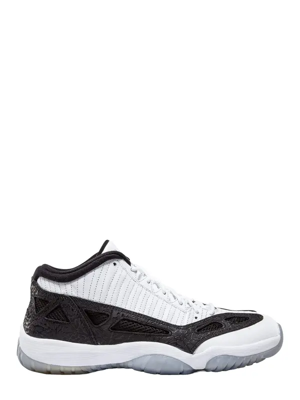 JORDAN Air 11 Retro Low Sneakers - White