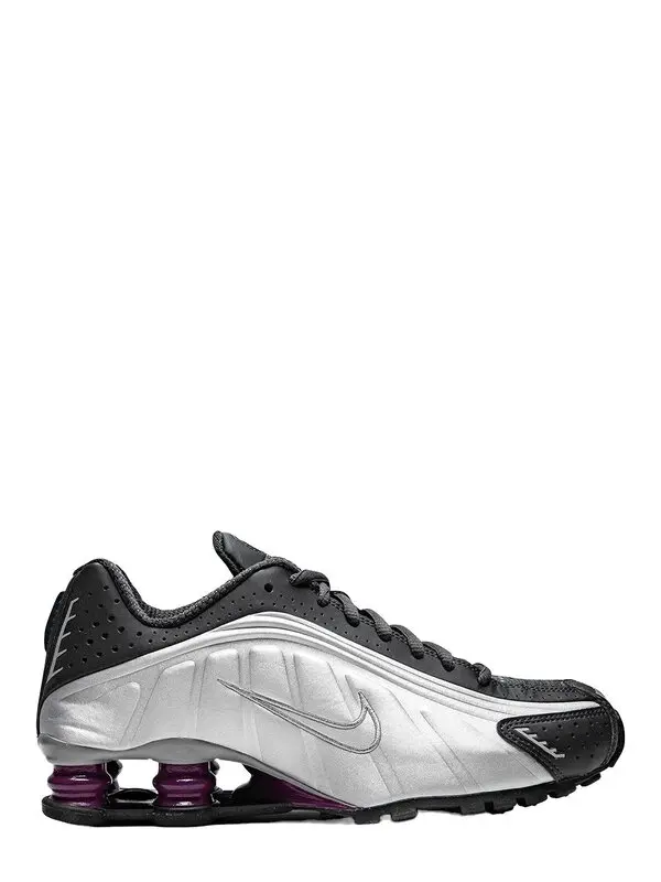 Nike Shox R4 Sneakers In Anthracite And Silver-tone - Grey