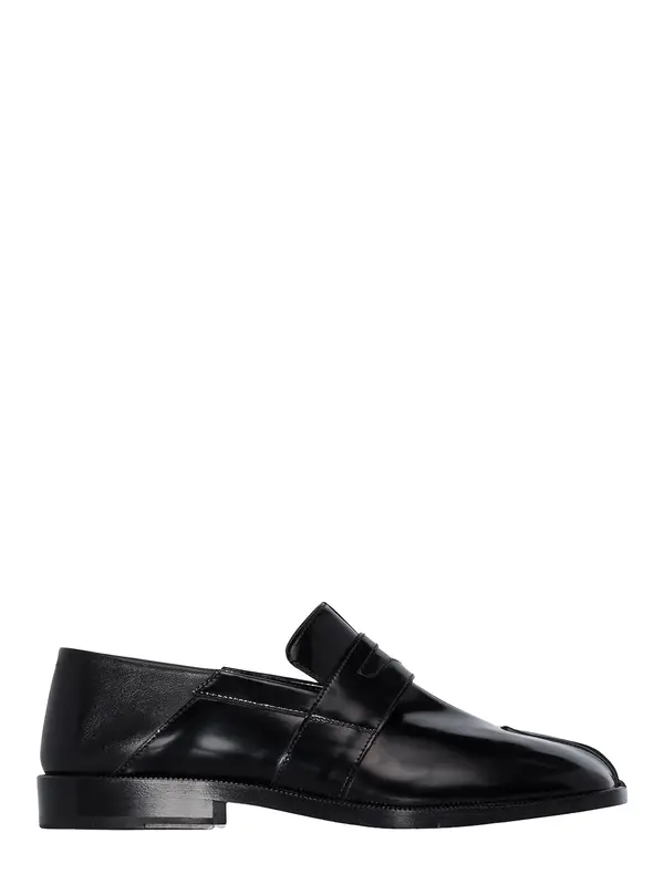 MAISON MARGIELA Tabi Leather Loafers - Black