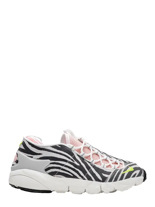 Nike X Olivia Kim Air Footscape Sneakers - Black