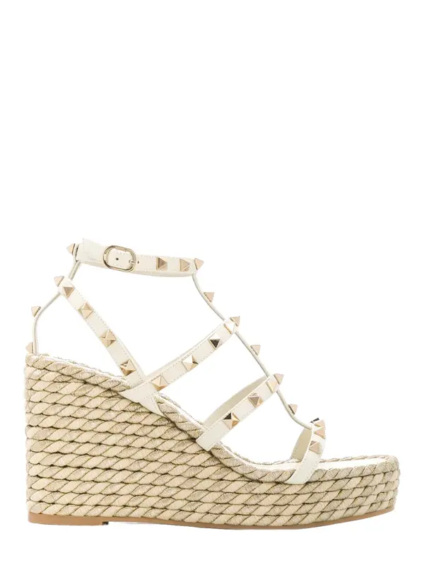 Valentino Garavani 95mm Rockstud Wedge Sandals - Neutrals